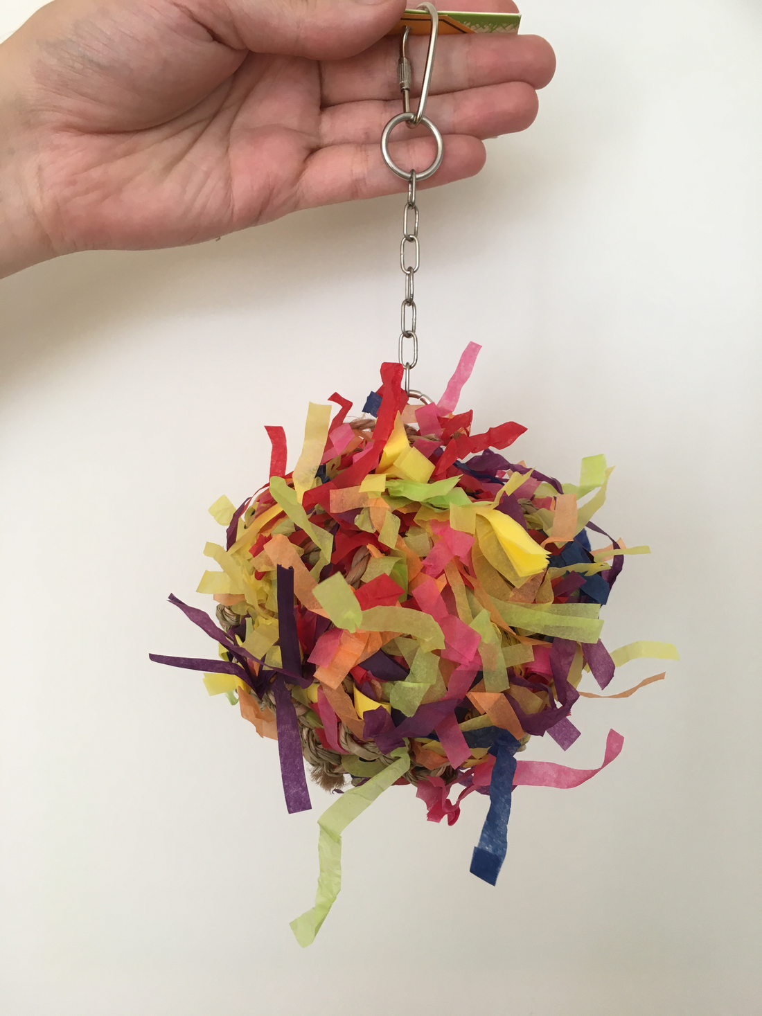 Super Shredder Ball – Parrot Treats